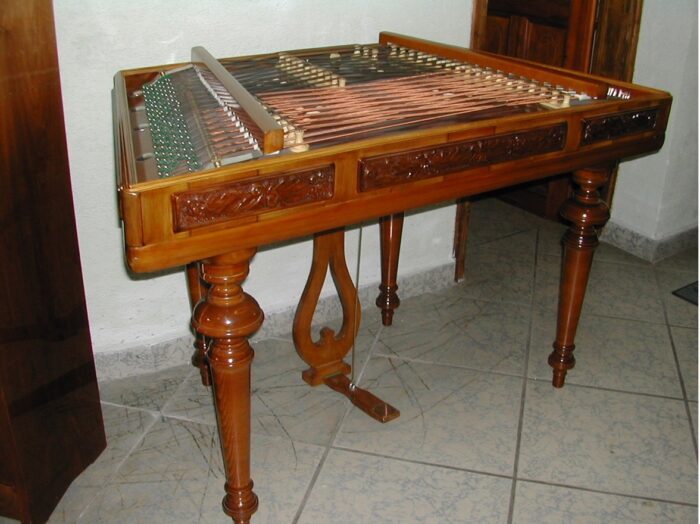 Kovács Balázs cimbalomkészítő mester | The history of the cimbalom